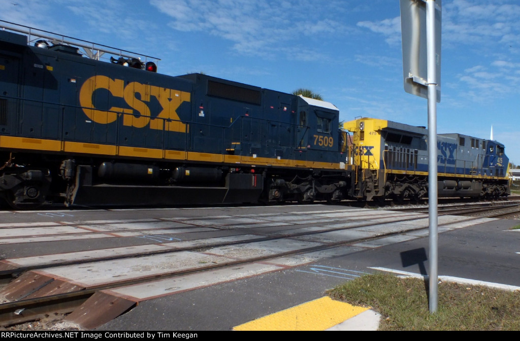 CSX Q214 Empty Auto Racks